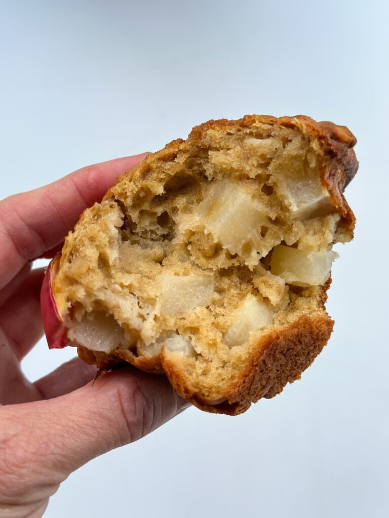 Muffin aux pommes, cassonade et noix • La petite bette